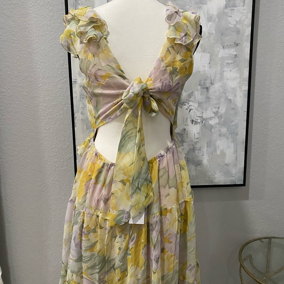 Dresses | Pastel Yellow Floral Open Back Maxi Dress | Poshmark